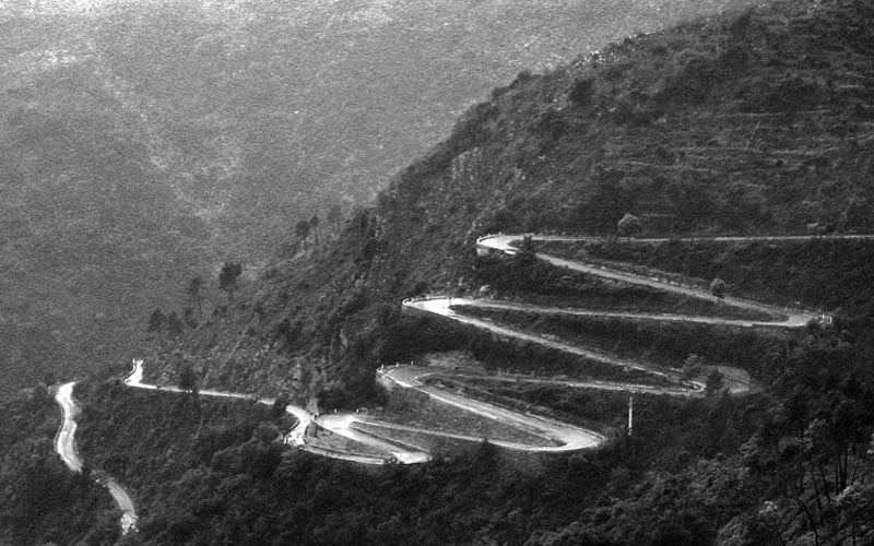 🌍World's Greatest Drives - Col du Turini - France