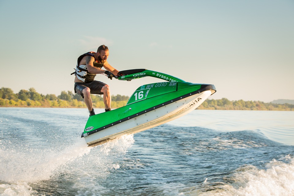 Top 7 considerations when buying a Jet Ski
